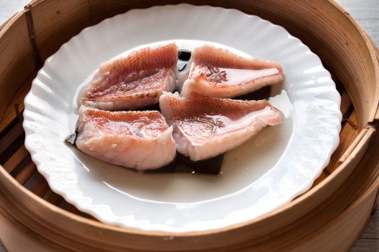 Sakamushi Fish (Steamed Fish in Sake) - RecipeTin Japan