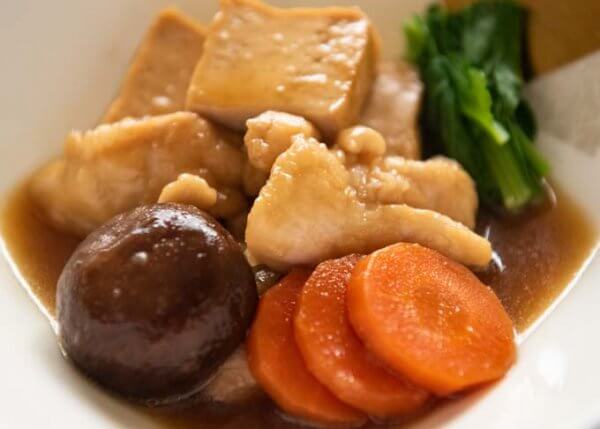 Kanazawa-style Simmered Chicken and Tofu (Jibuni) - RecipeTin Japan