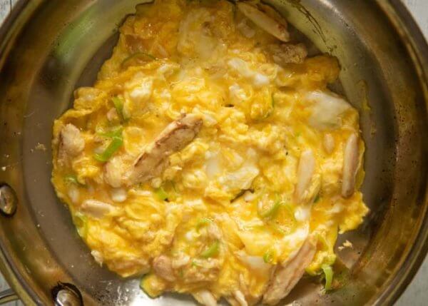 Crab Omelette on Rice (Tenshinhan) - RecipeTin Japan