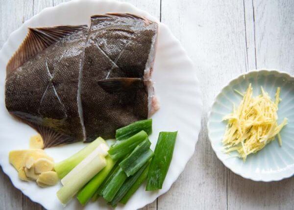 Simmered Flounder (Karei no Nitsuke) - RecipeTin Japan