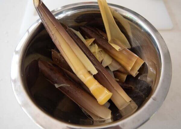 How to Prepare Fresh Bamboo Shoots - RecipeTin Japan